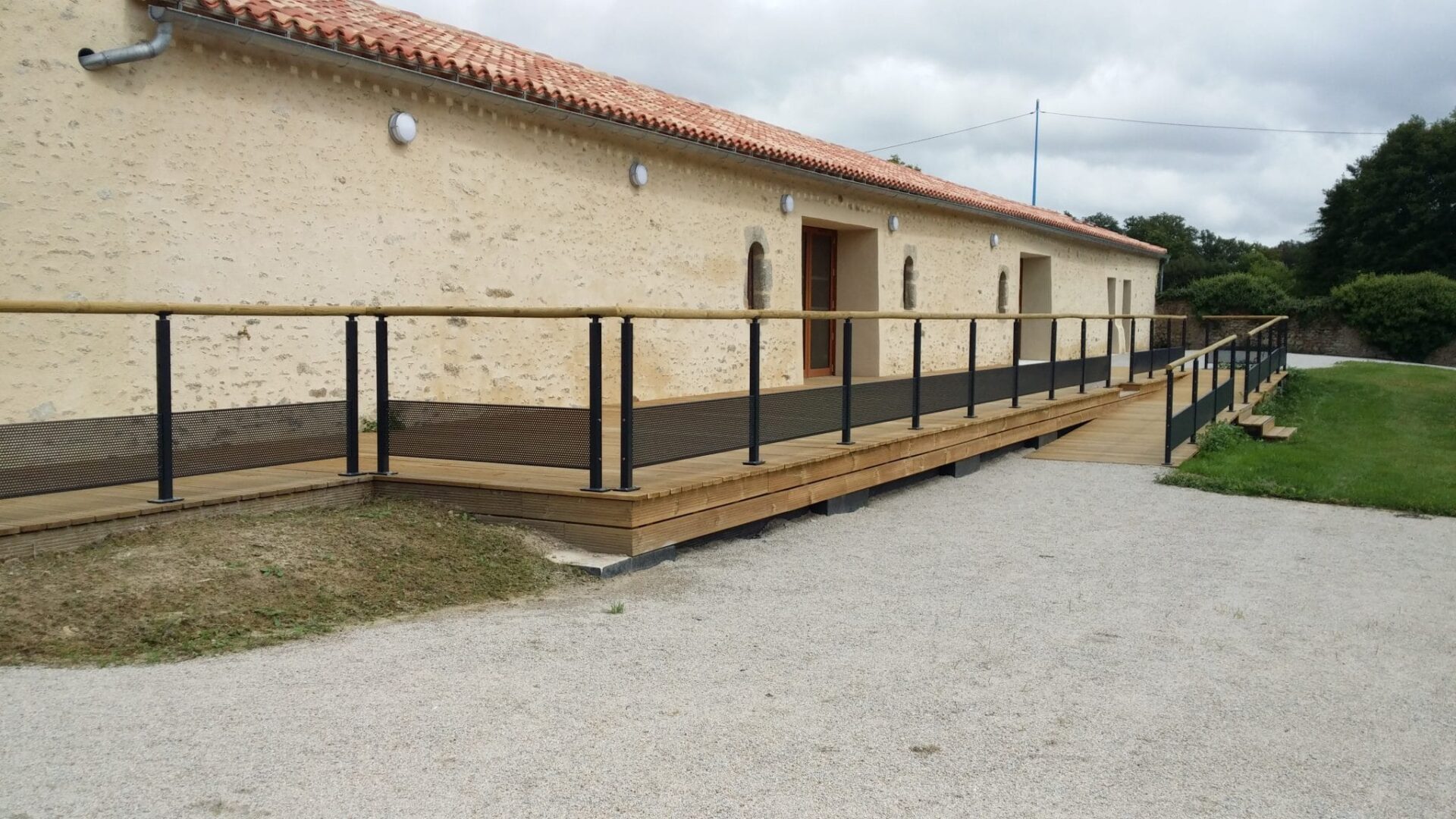 Construction et pose Rampes d'accès & PMR • Charrier Fèvre